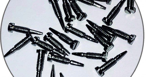 100 self aligning screws